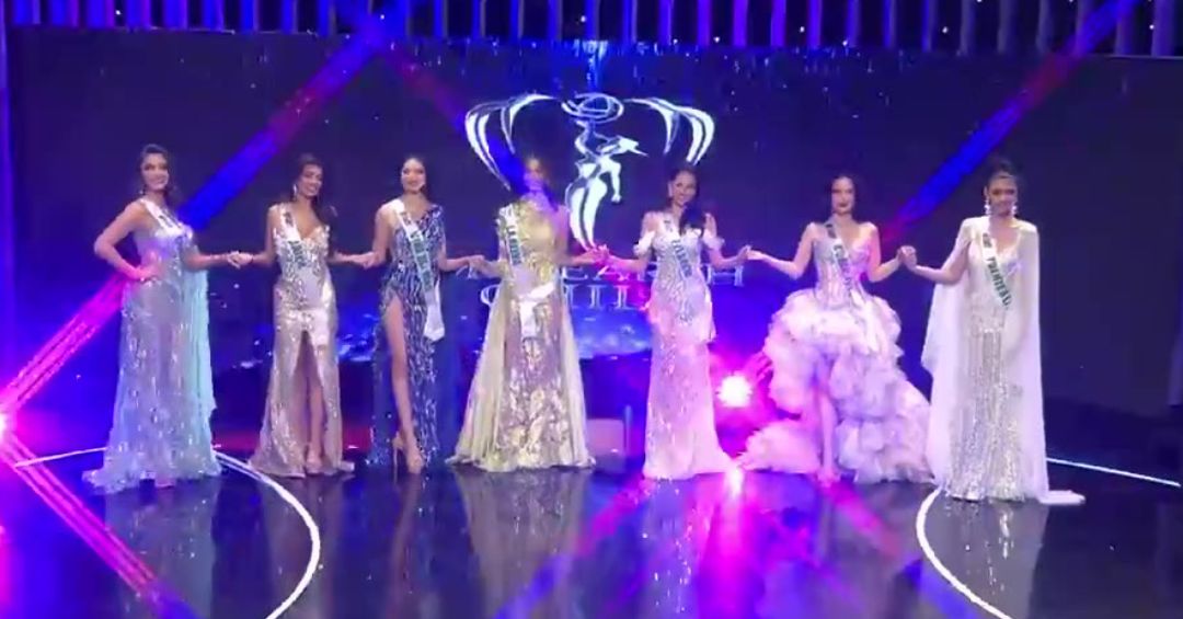 Green cat from hell nude petite is quite pretty and a fun